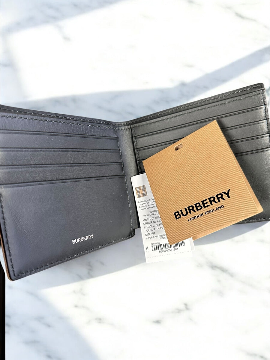 Burberry Check Wallet - BNWT – Casuals Warehouse Clothing